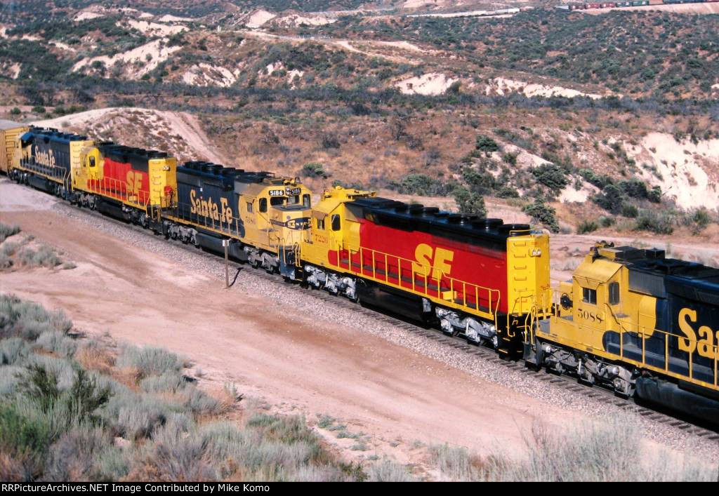 ATSF SD40-2 5088